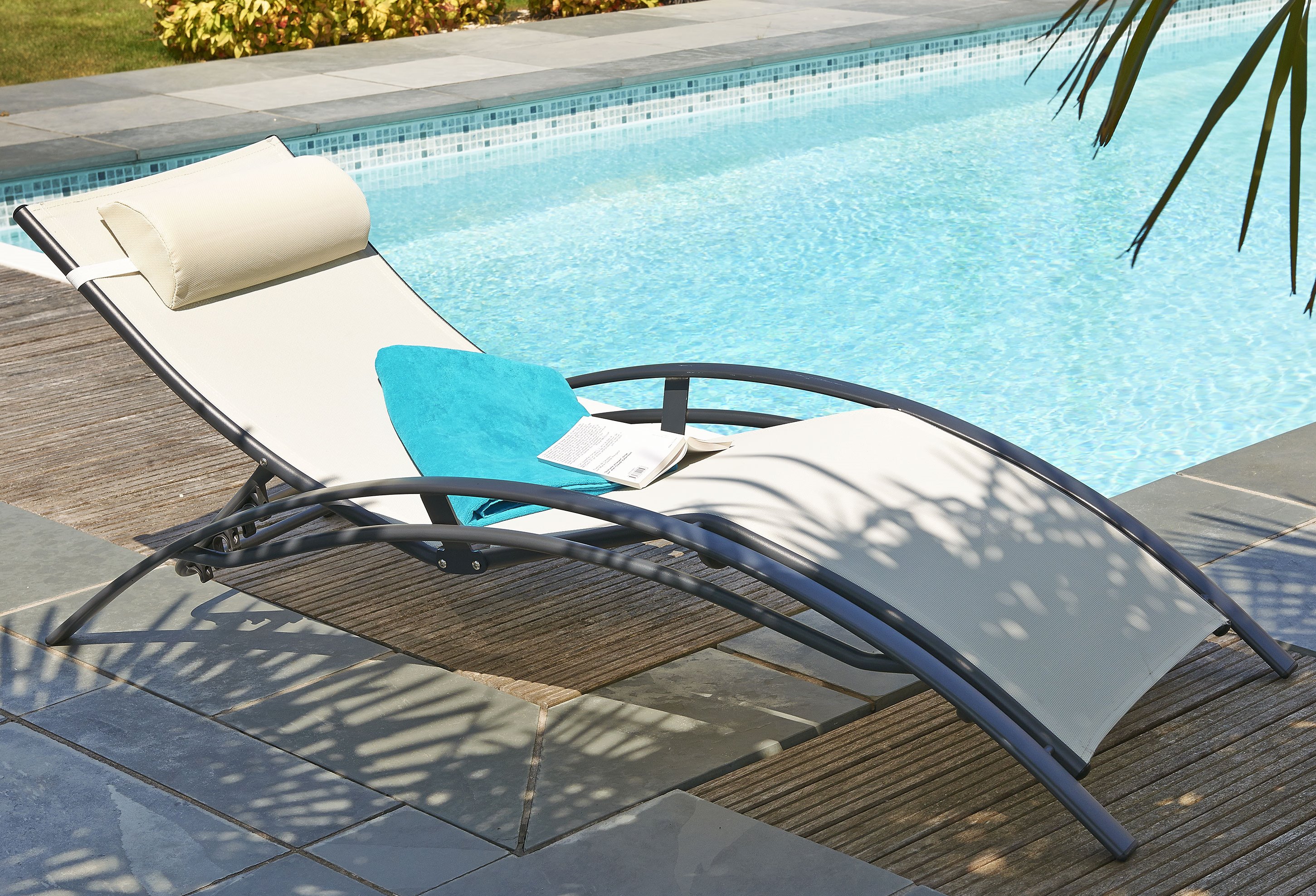 Chaise Longue Design Ecru - Vente en ligne au meilleur prix